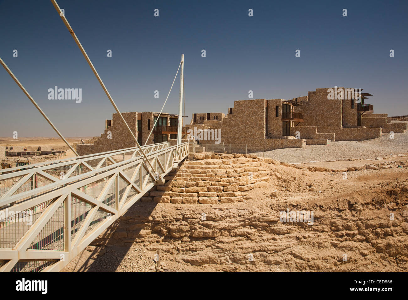 Israel, The Negev, Mitzpe Ramon, buildings above 300 meter deep Maktesh ...