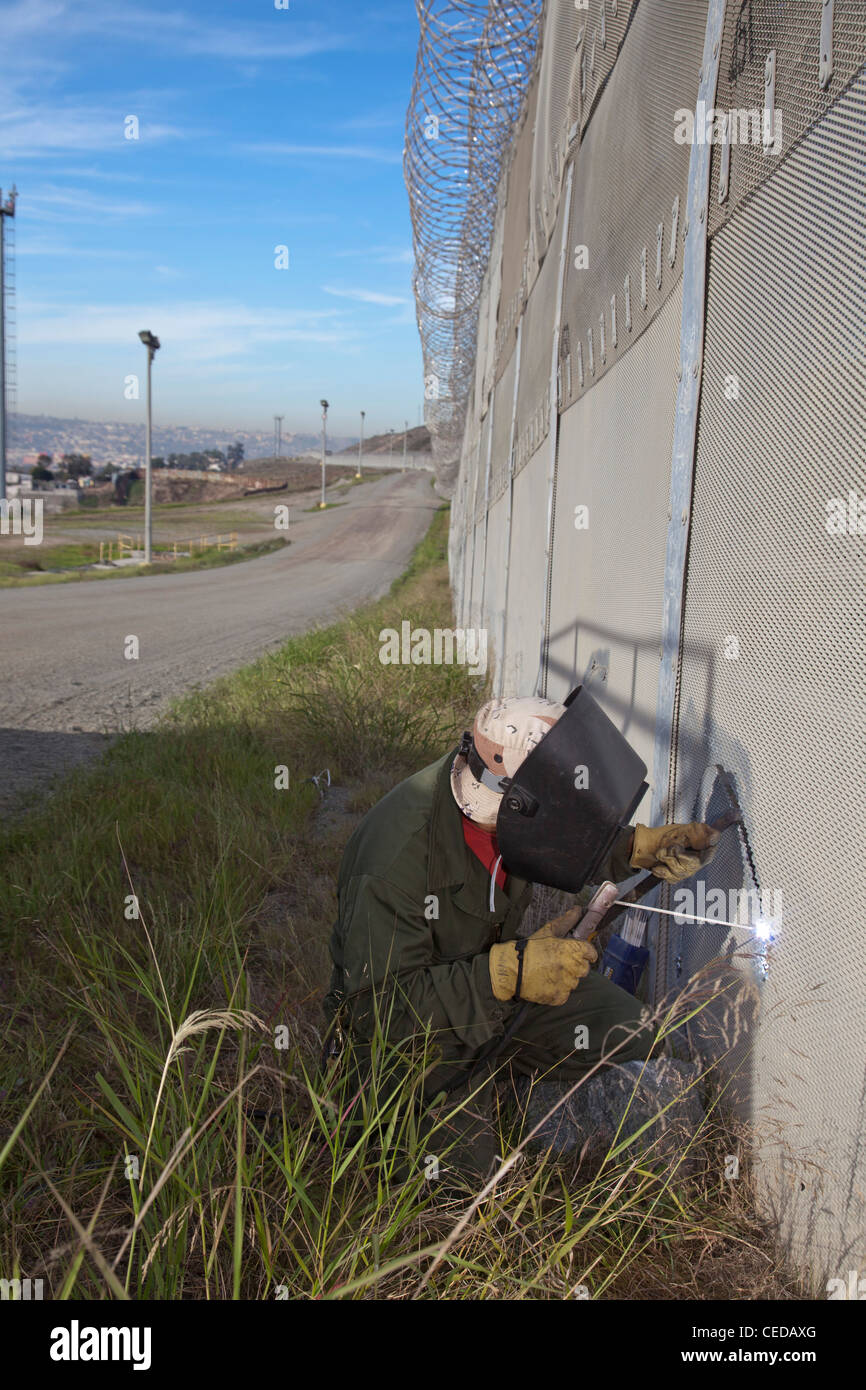 Tijuana border worker hi-res stock photography and images - Alamy
