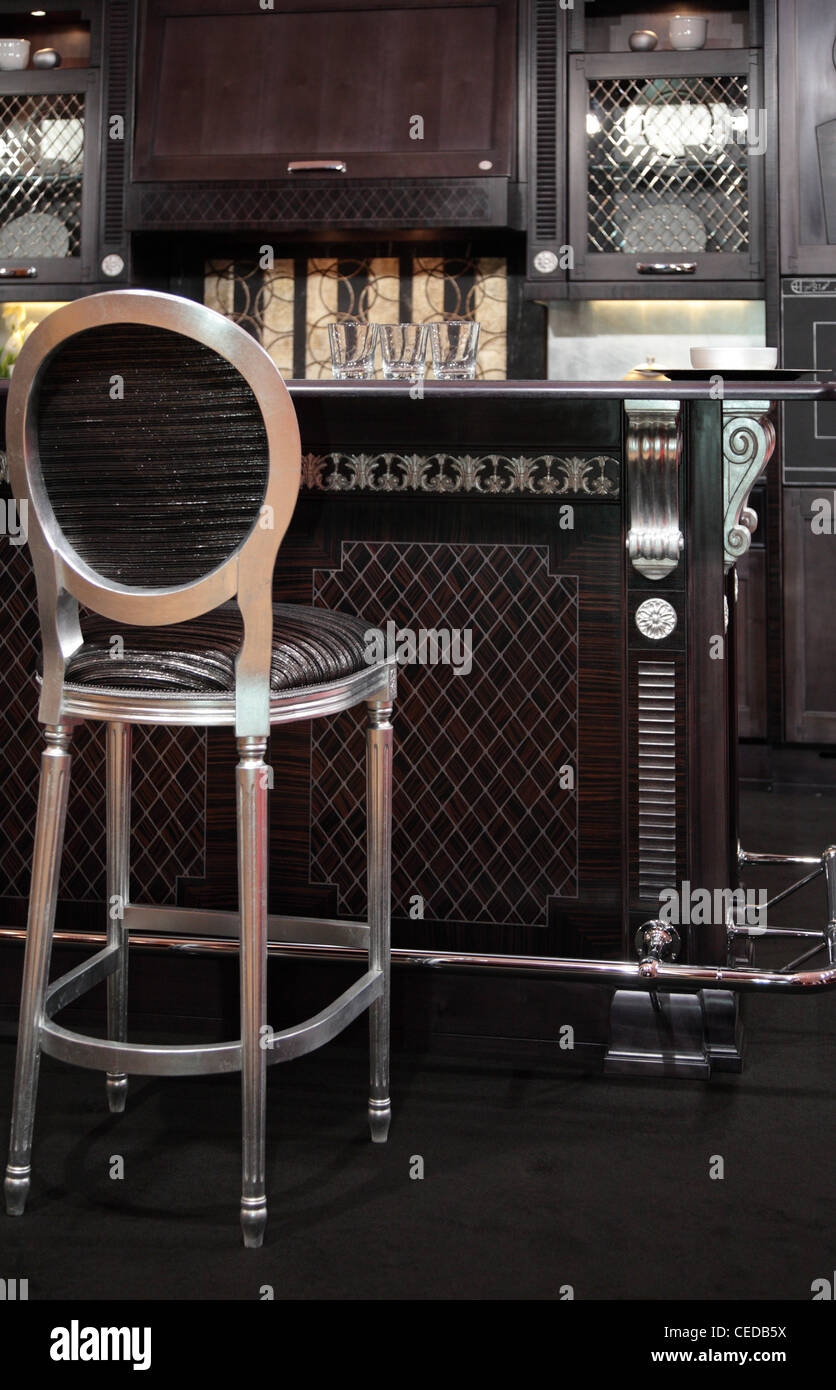 Old fashioned tavern hi-res stock photography and images - Alamy