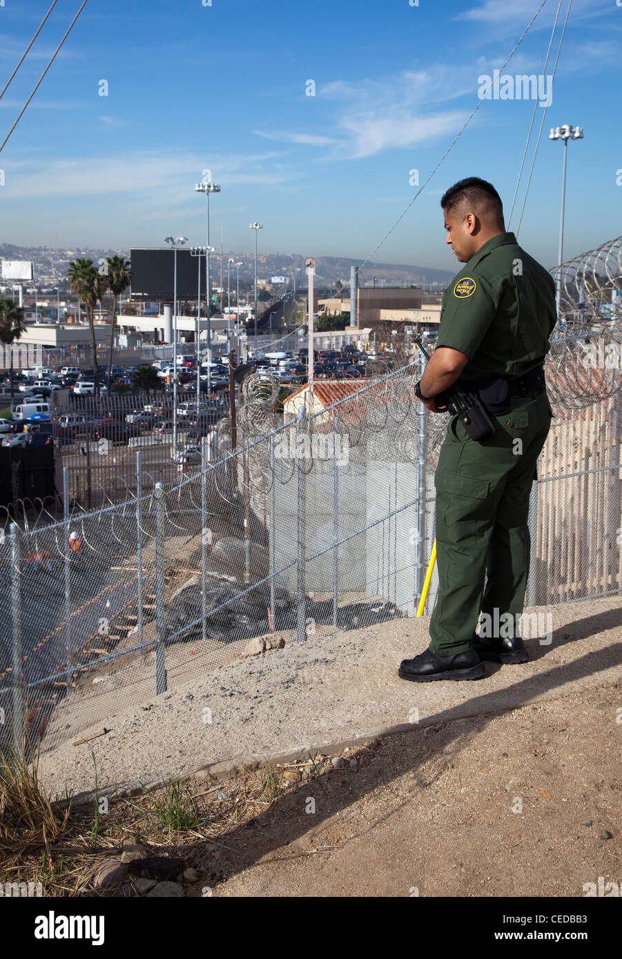 Homeland security agent border hi-res stock photography and images - Alamy