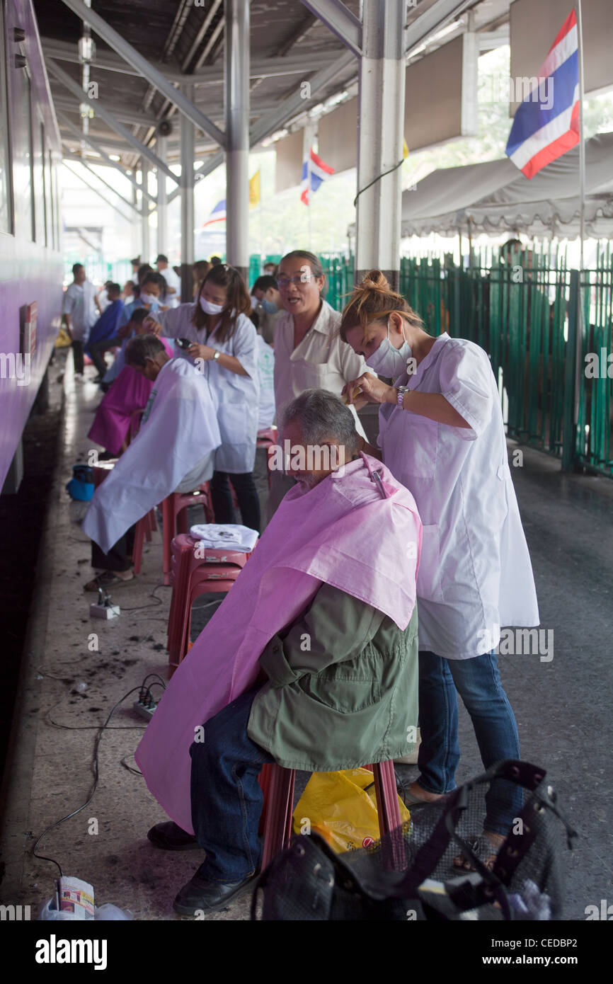 Haircut station hi-res stock photography and images - Alamy