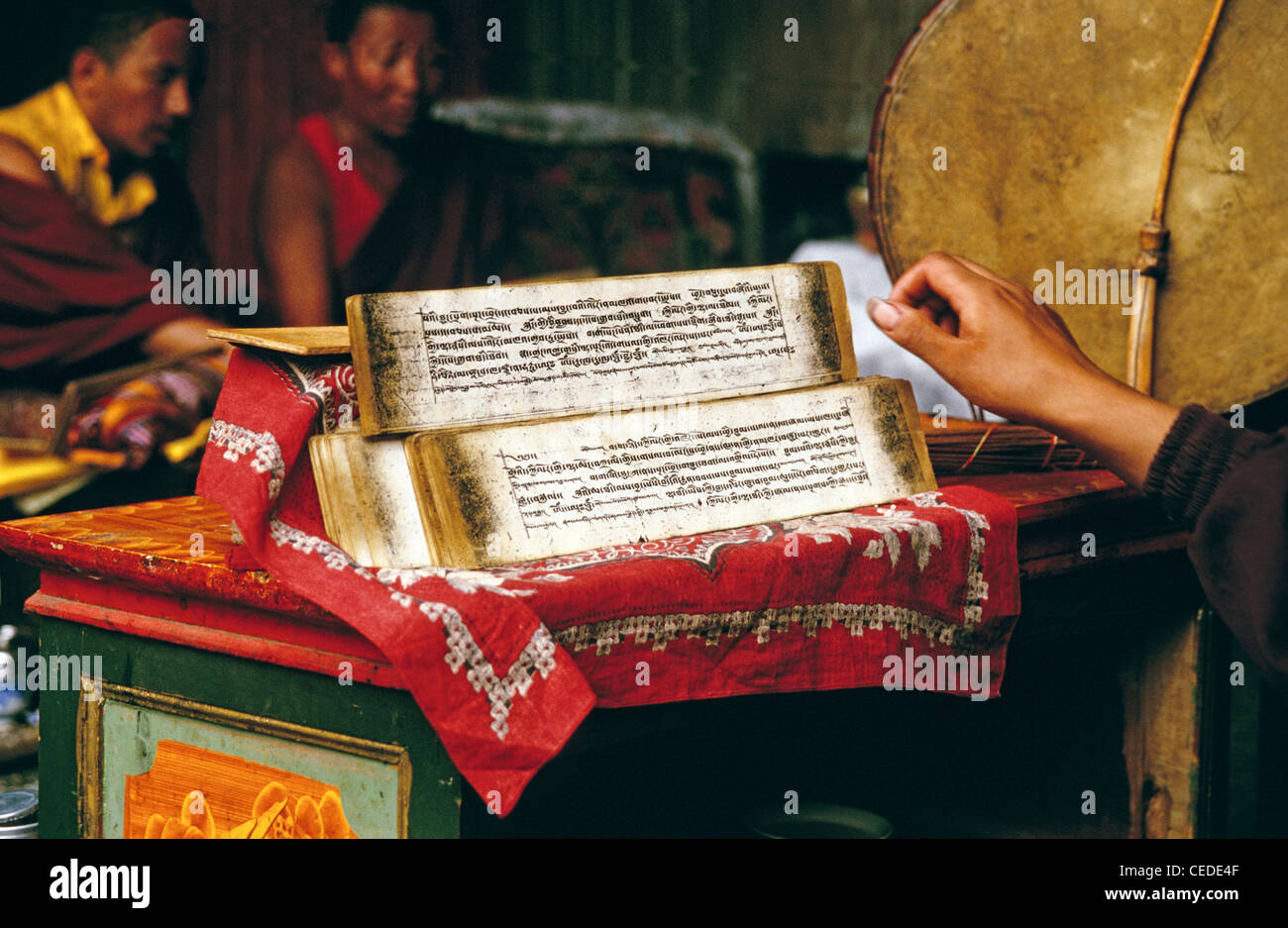 Tibetan scripture hi-res stock photography and images - Alamy