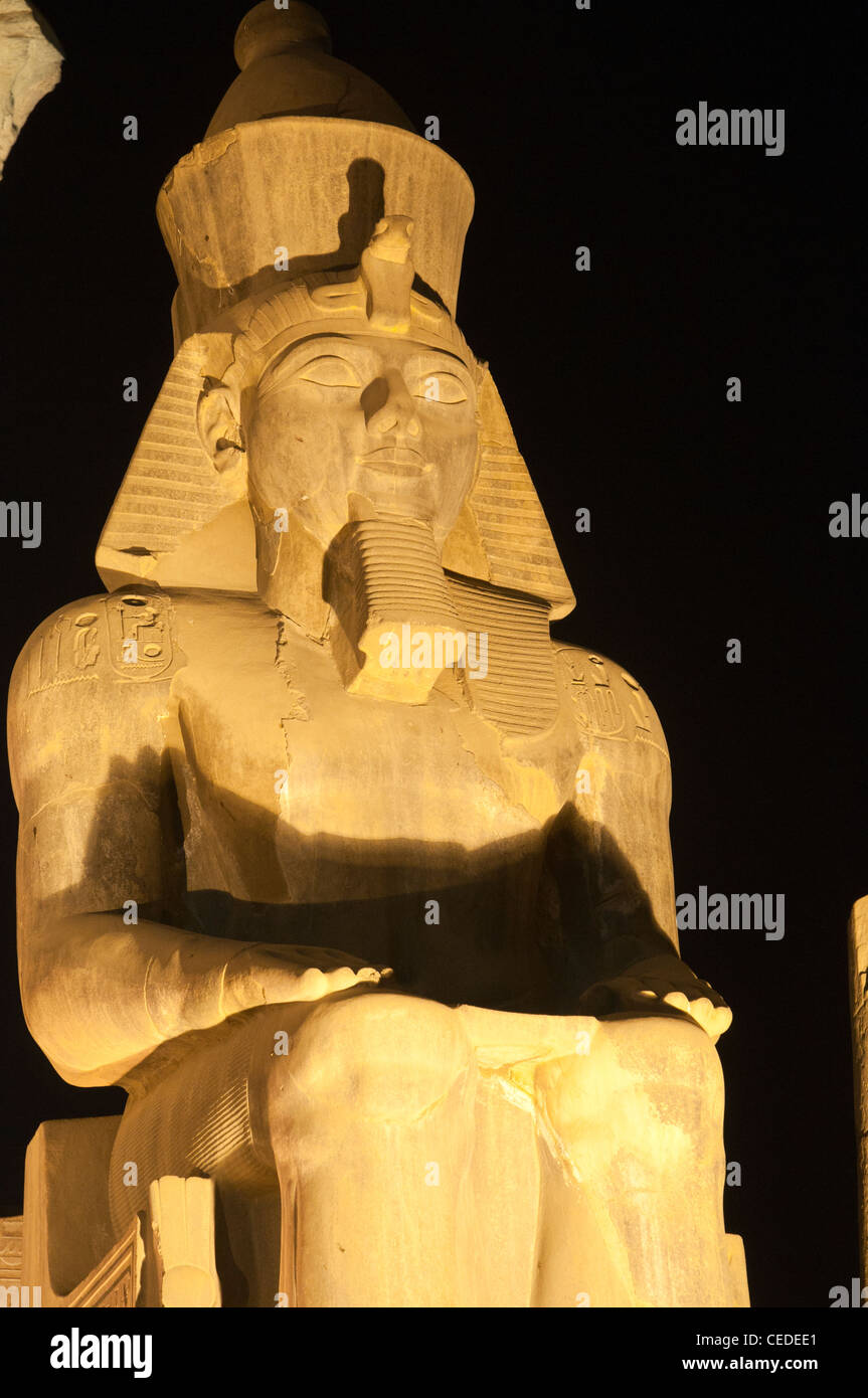 Statue of ramses ii hi-res stock photography and images - Alamy
