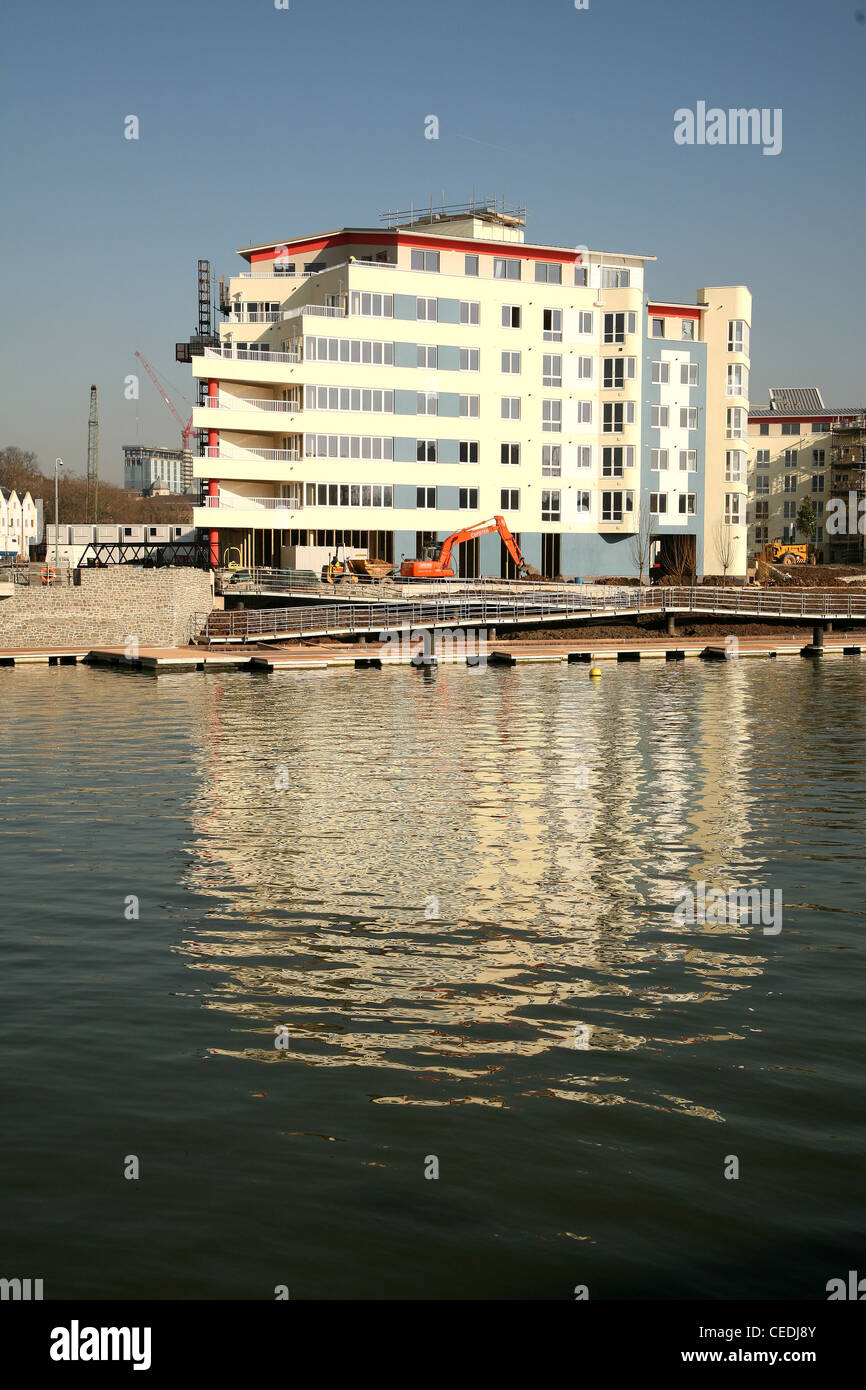 New riverside construction Stock Photo - Alamy