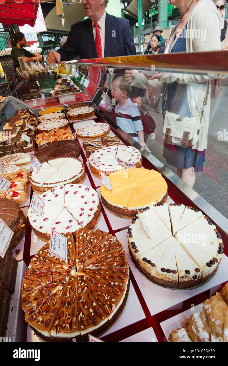 England, London, Southwark, Borough Market, Cake Stall, Cake Display ...