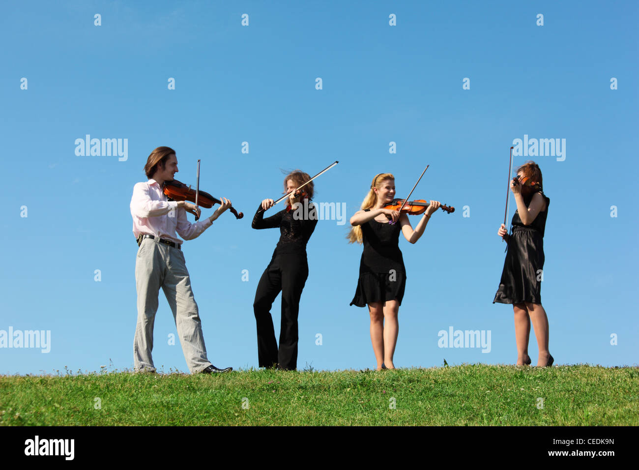Four musicians hi-res stock photography and images - Alamy