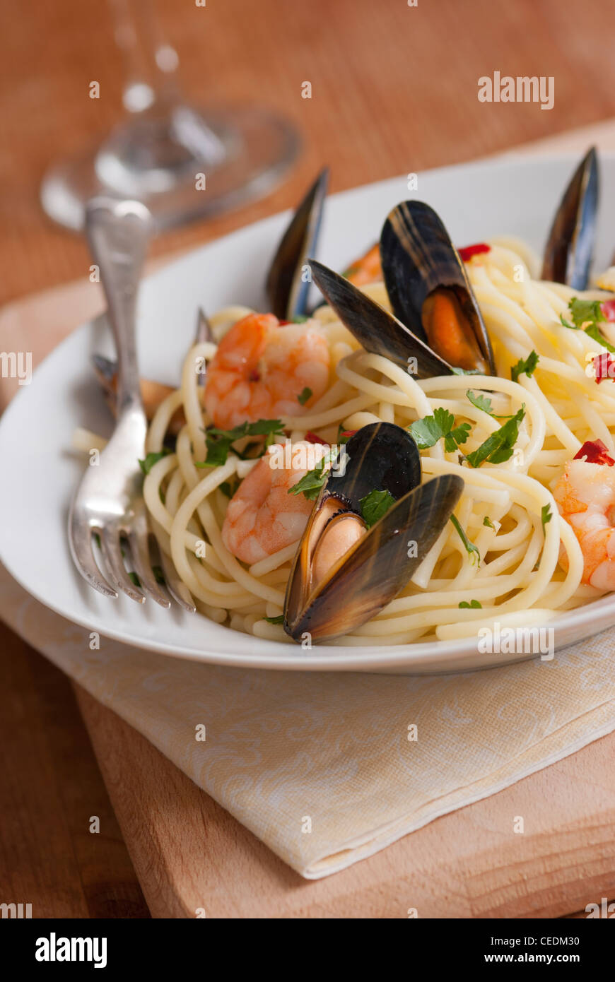 Seafood spaghetti tiger prawn meal hi-res stock photography and images ...