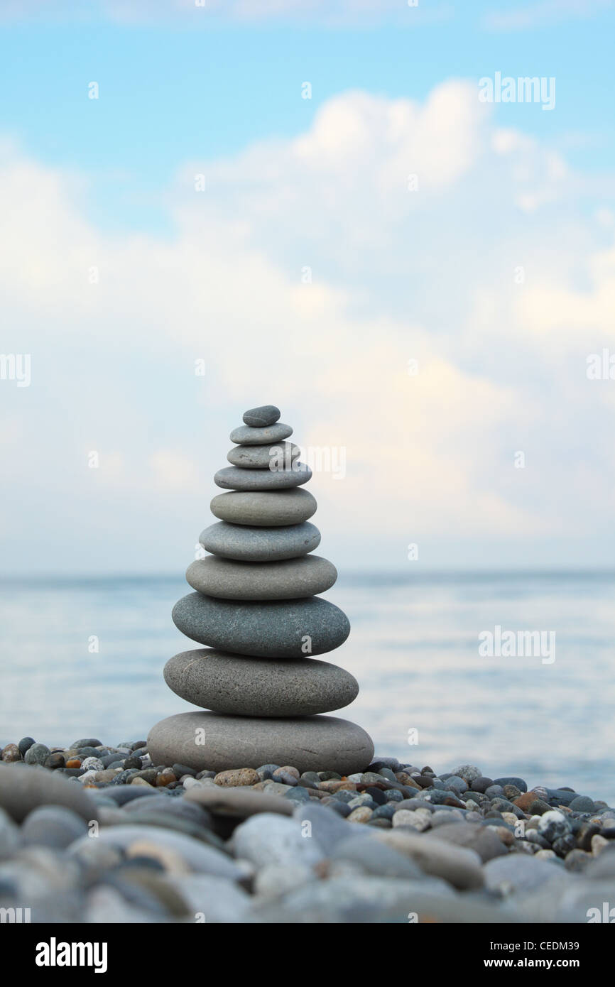 stone stack on pebble beach Stock Photo - Alamy