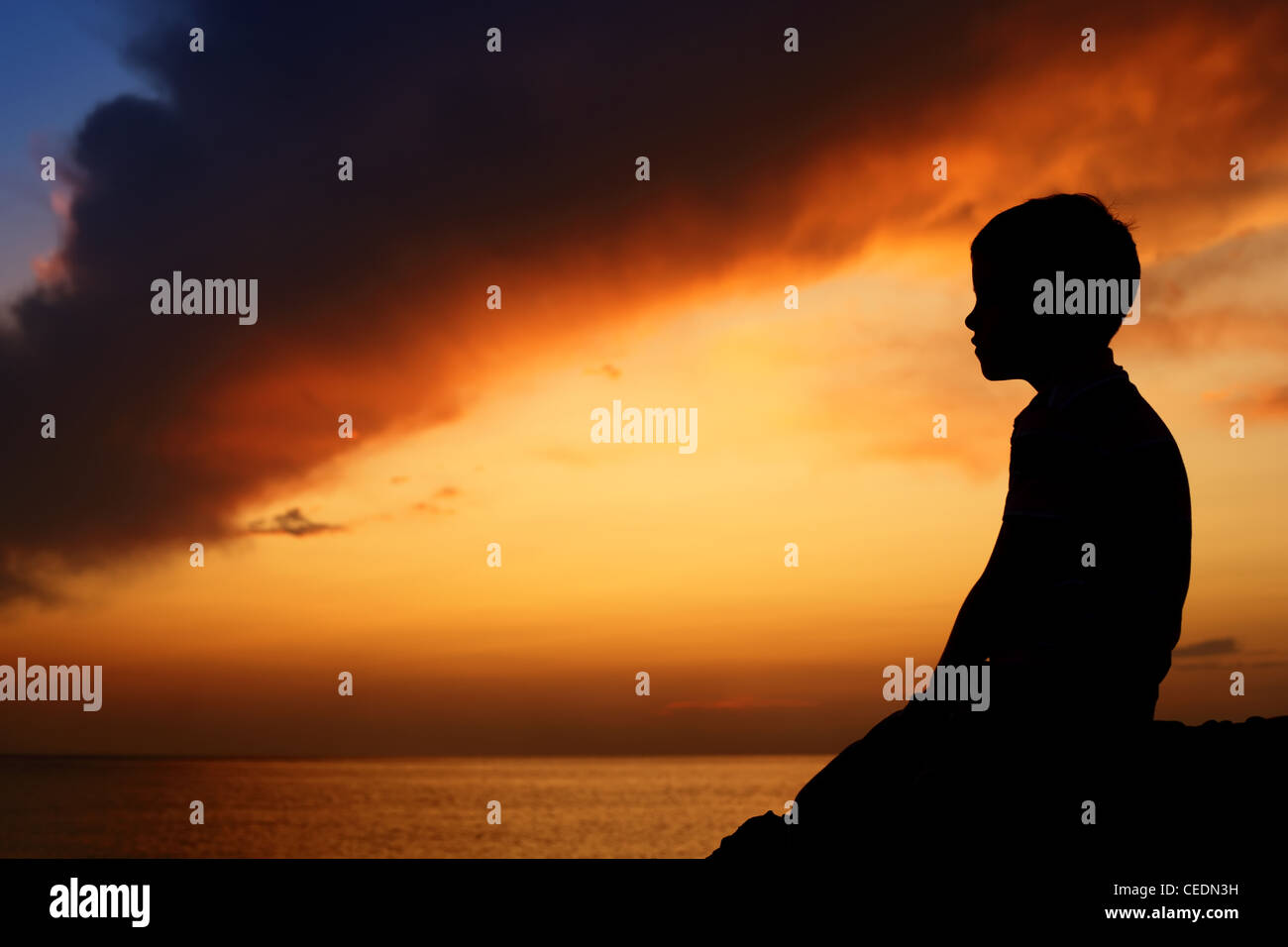 Boy silhouette profile hi-res stock photography and images - Alamy