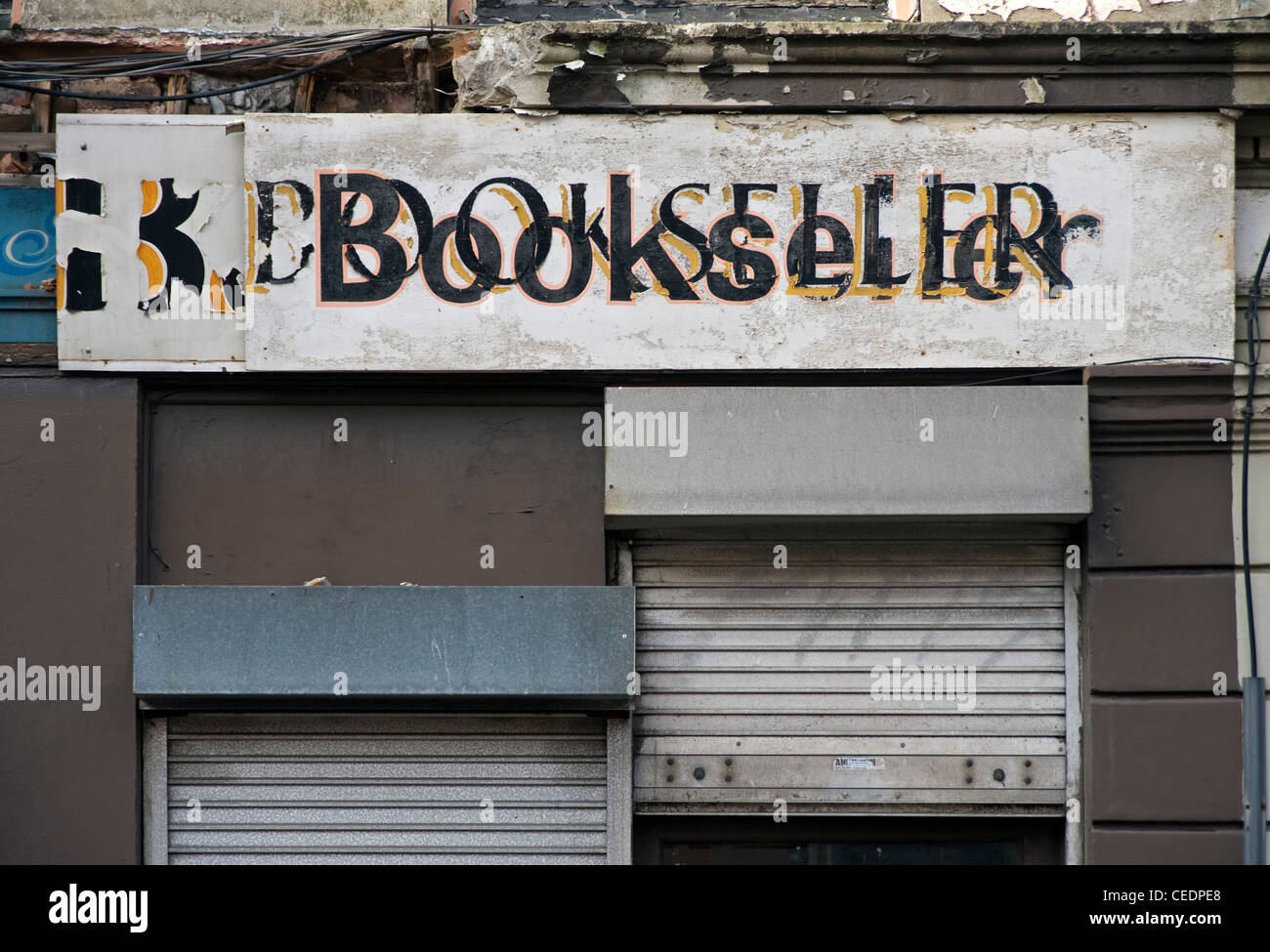 Bookshop signage hi-res stock photography and images - Alamy