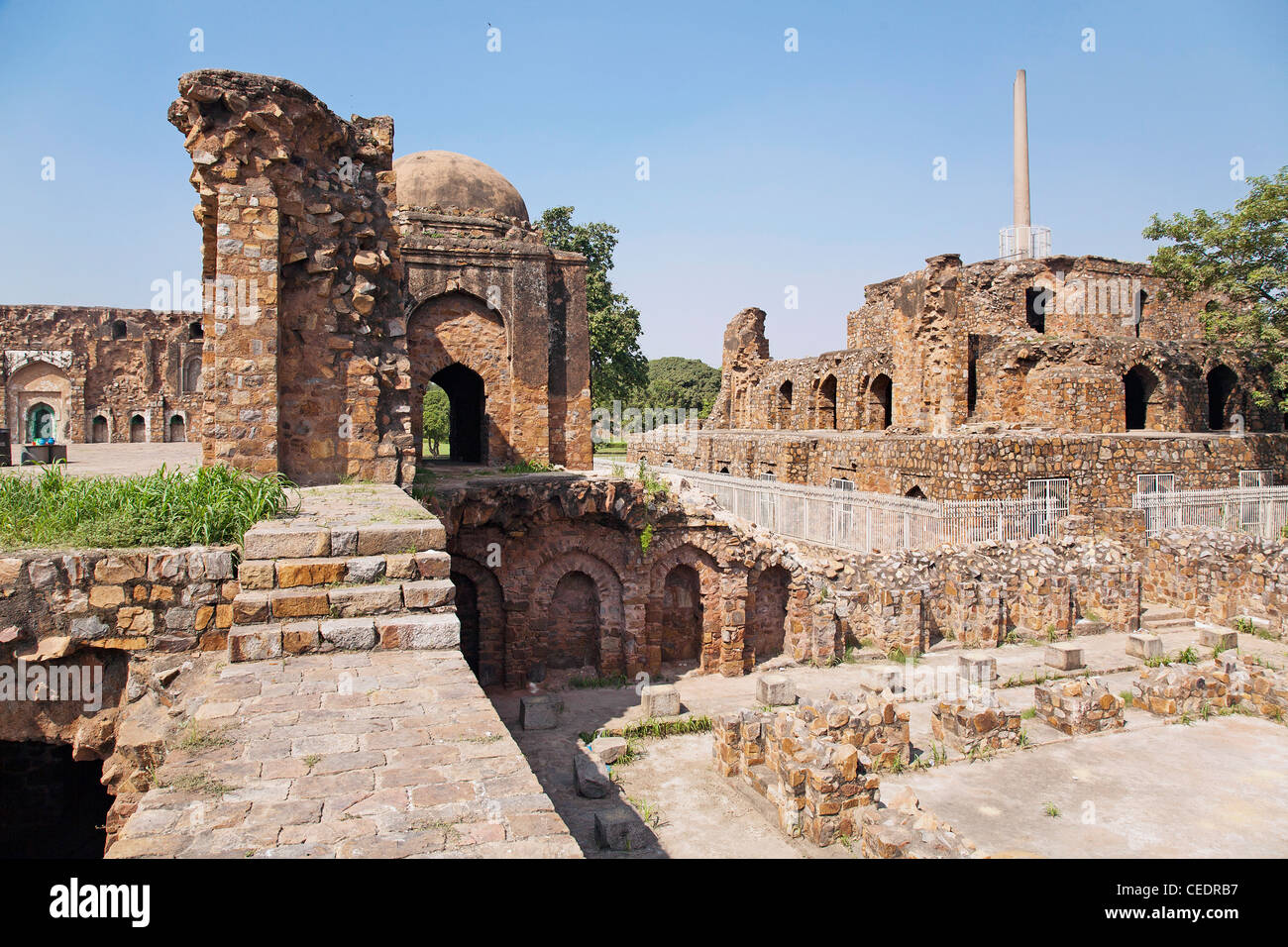 Qila Film - Qila * Dilip Kumar, Rekha, Mukul Dev (F.c.mehra's Film ...