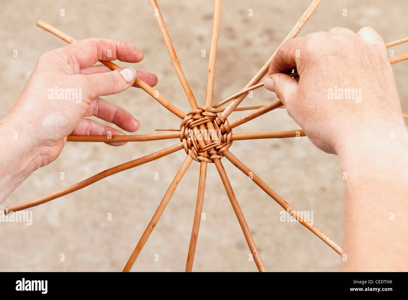 Making wicker baskets hi-res stock photography and images - Alamy