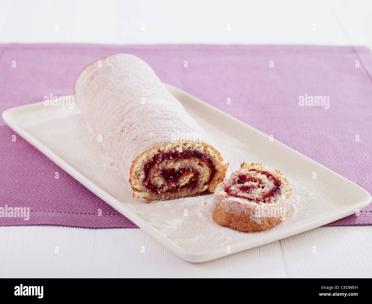 Jelly roll slice hi-res stock photography and images - Alamy