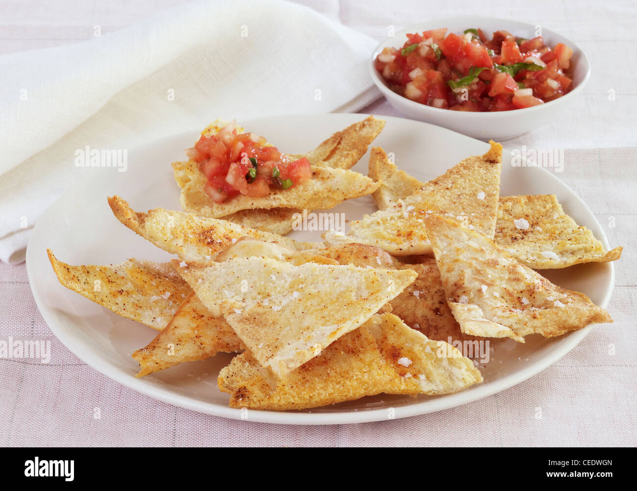 Crisps hi-res stock photography and images - Alamy