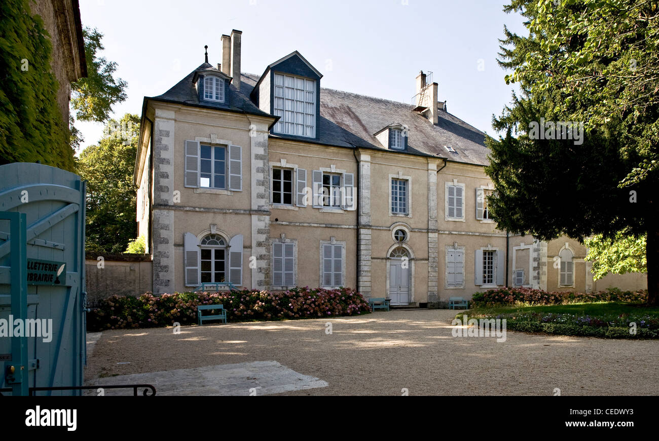 Amandine auror hi-res stock photography and images - Alamy