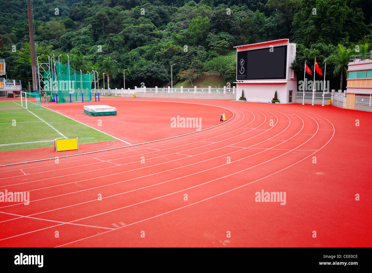 Running track four blue hi-res stock photography and images - Alamy