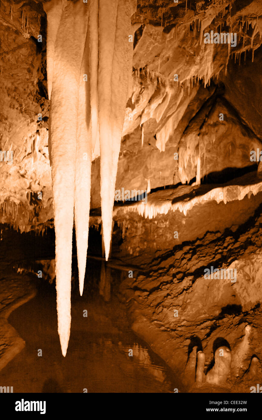 Big stalactite hi-res stock photography and images - Alamy