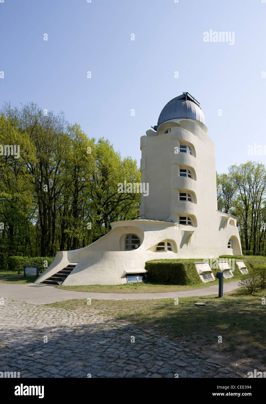 Mendelsohn einsteinturm hi-res stock photography and images - Alamy