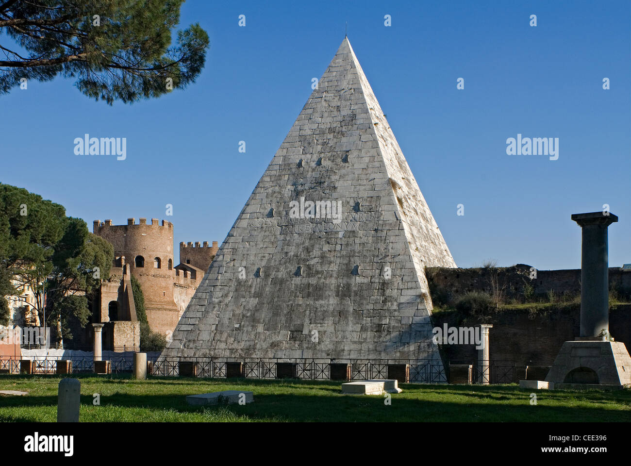 Cestius's pyramid hi-res stock photography and images - Alamy