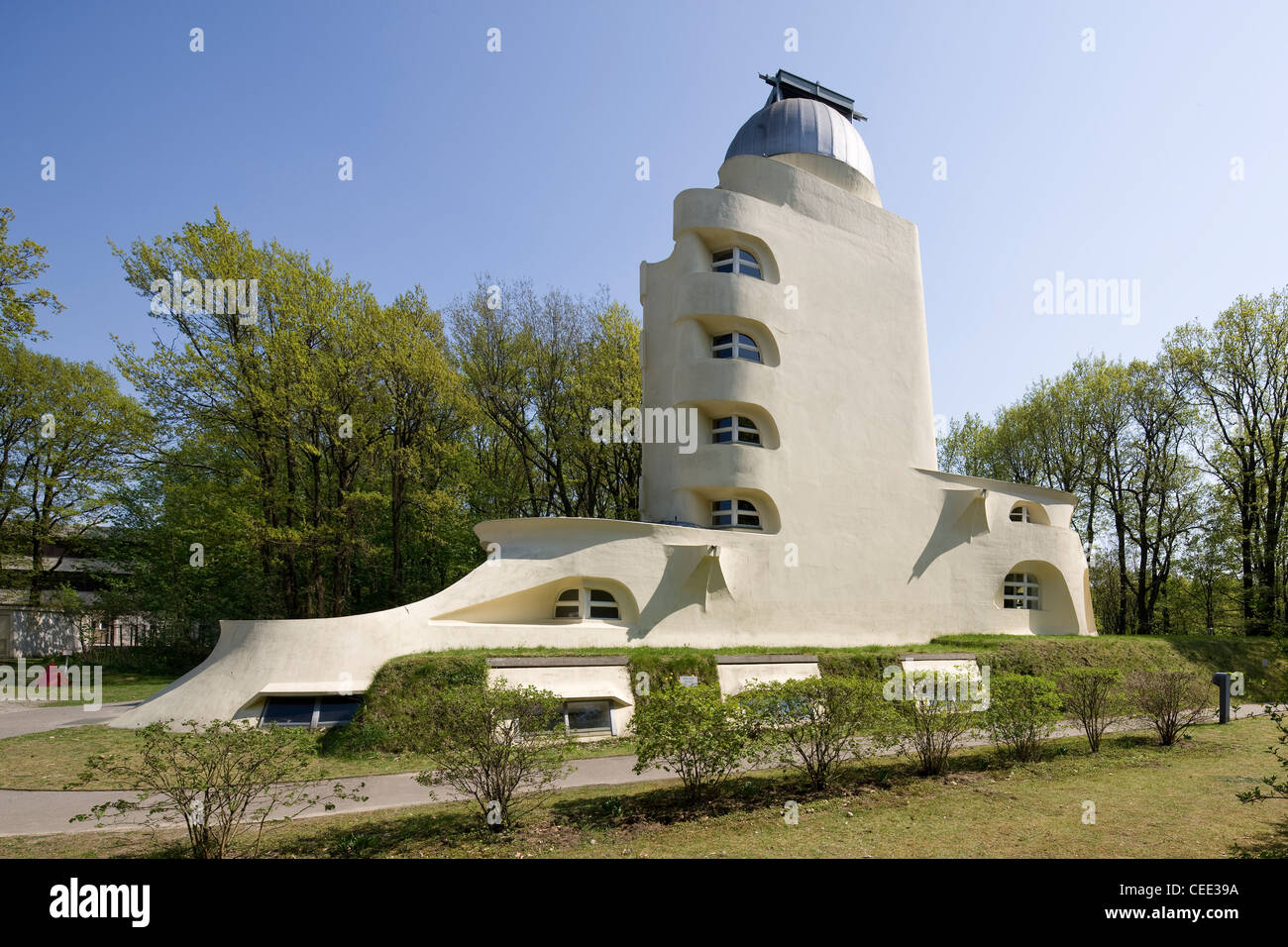 Mendelsohn einsteinturm hi-res stock photography and images - Alamy