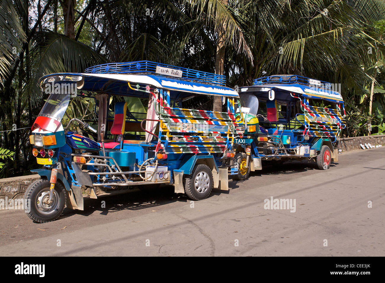 Tuk tuks parked in side hi-res stock photography and images - Alamy