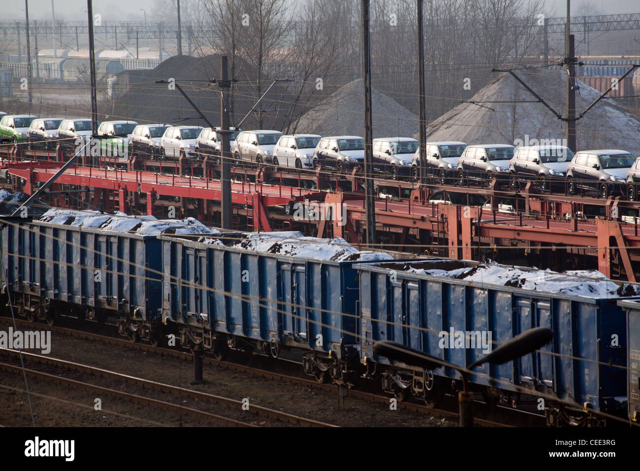 Aggregates train hi-res stock photography and images - Alamy