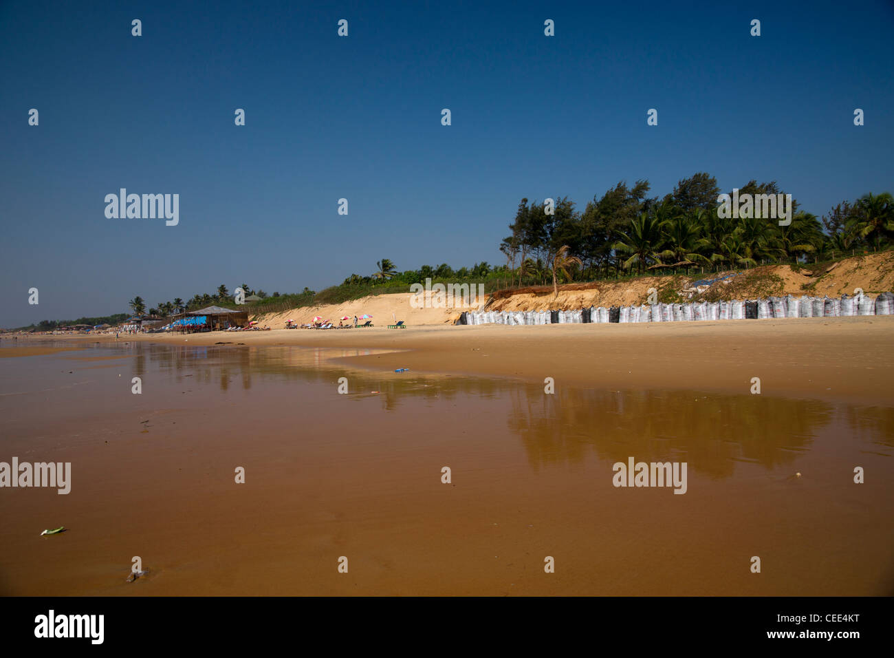 Coastal erosion at Sinquerim, Goa, India Stock Photo - Alamy