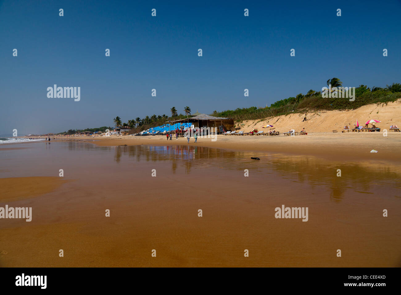 Coastal erosion at Sinquerim, Goa, India Stock Photo - Alamy