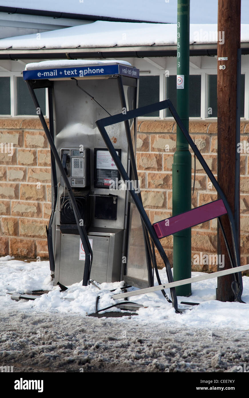 Bt telephone box hi-res stock photography and images - Alamy