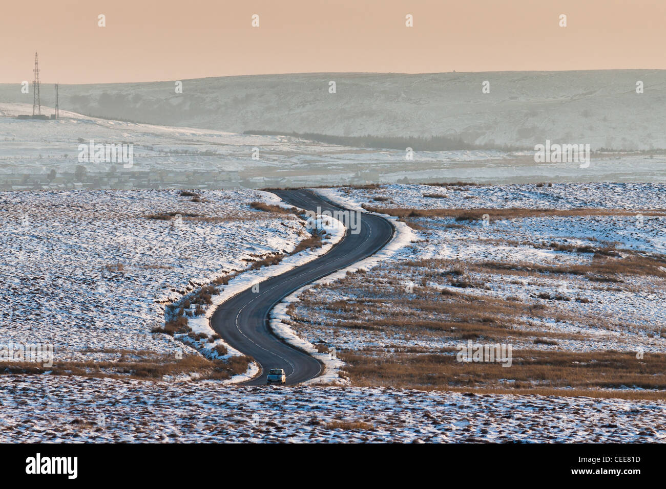 Empty lonely moorland road hi-res stock photography and images - Alamy