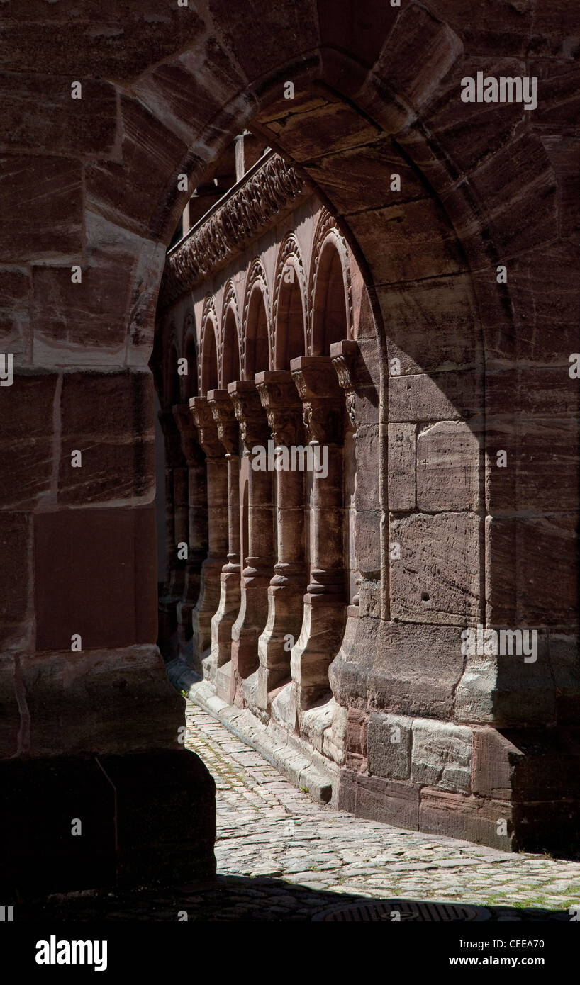 Romanischer bogen hi-res stock photography and images - Alamy