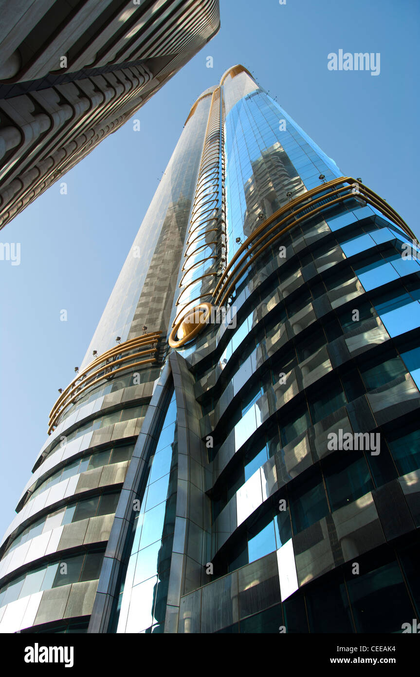 Downtown Dubai skyscraper Stock Photo - Alamy