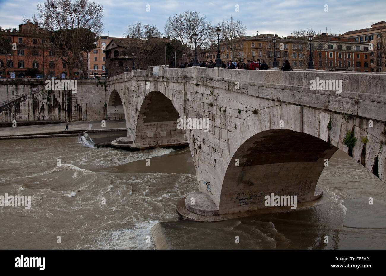 Rom, Ponte Cestio Stock Photo - Alamy