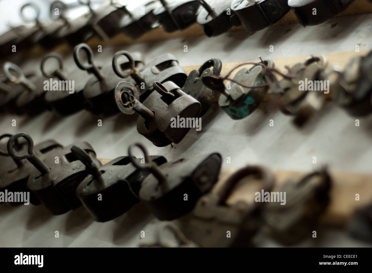 Old firewall hi-res stock photography and images - Alamy