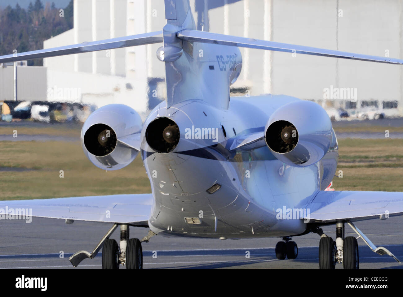 Rear view of a Dassualt Falcon 7X triple jet engines Stock Photo ...