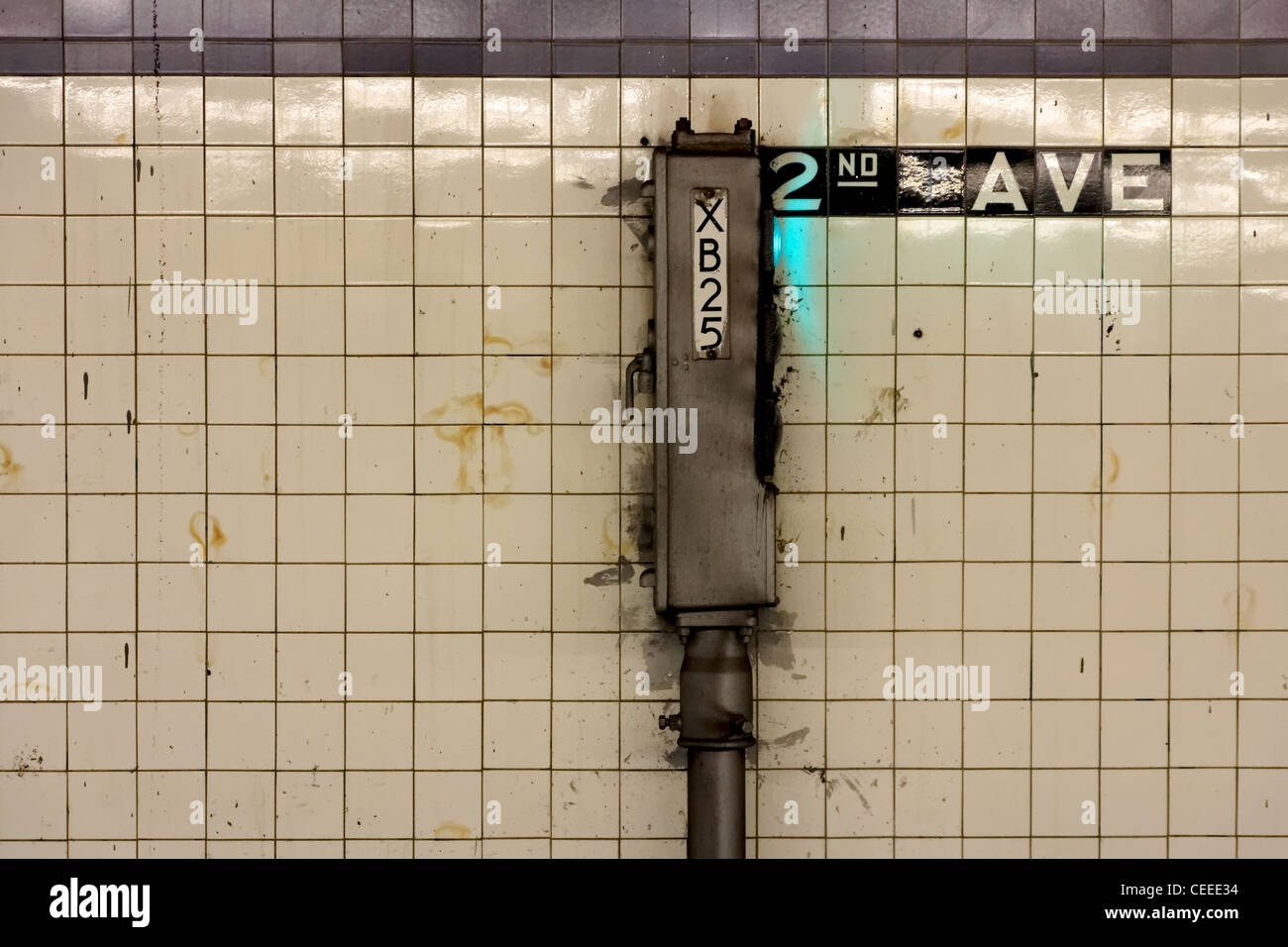 Mta trains hi-res stock photography and images - Alamy