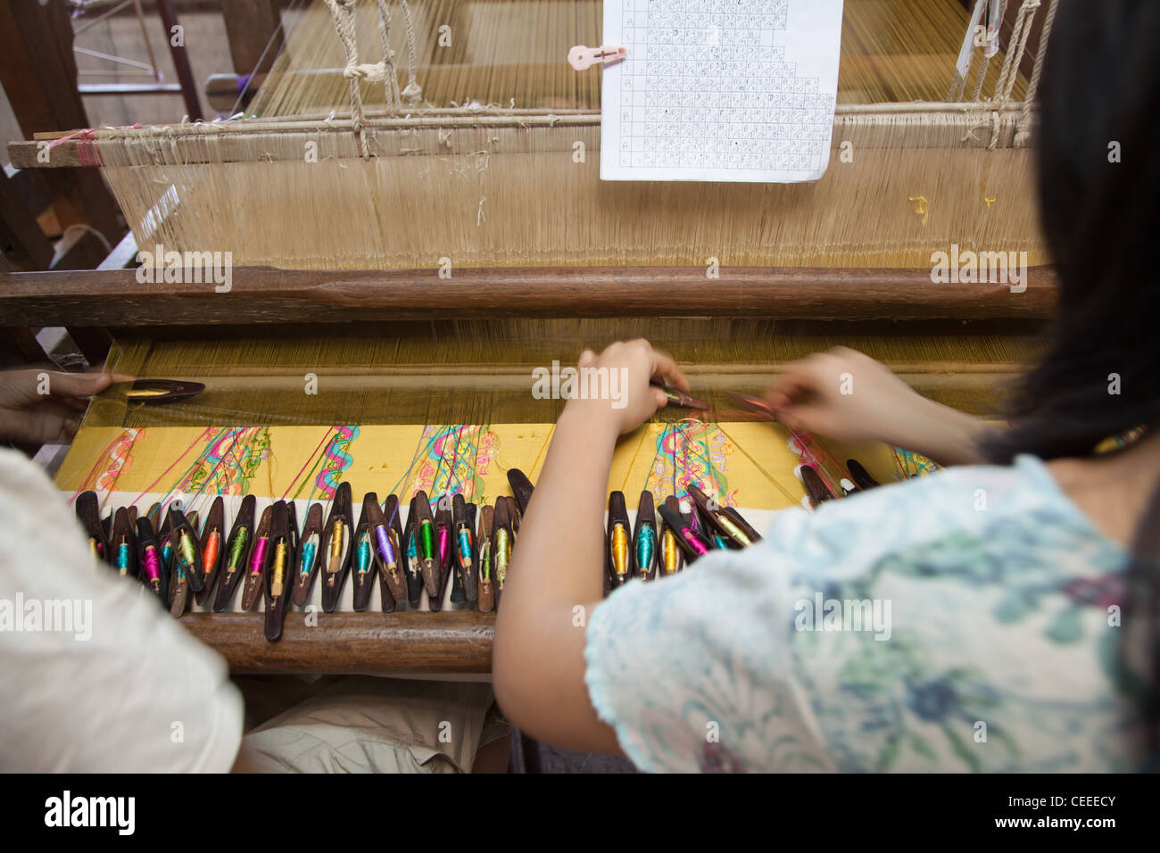 Hand weaving workshop hi-res stock photography and images - Alamy