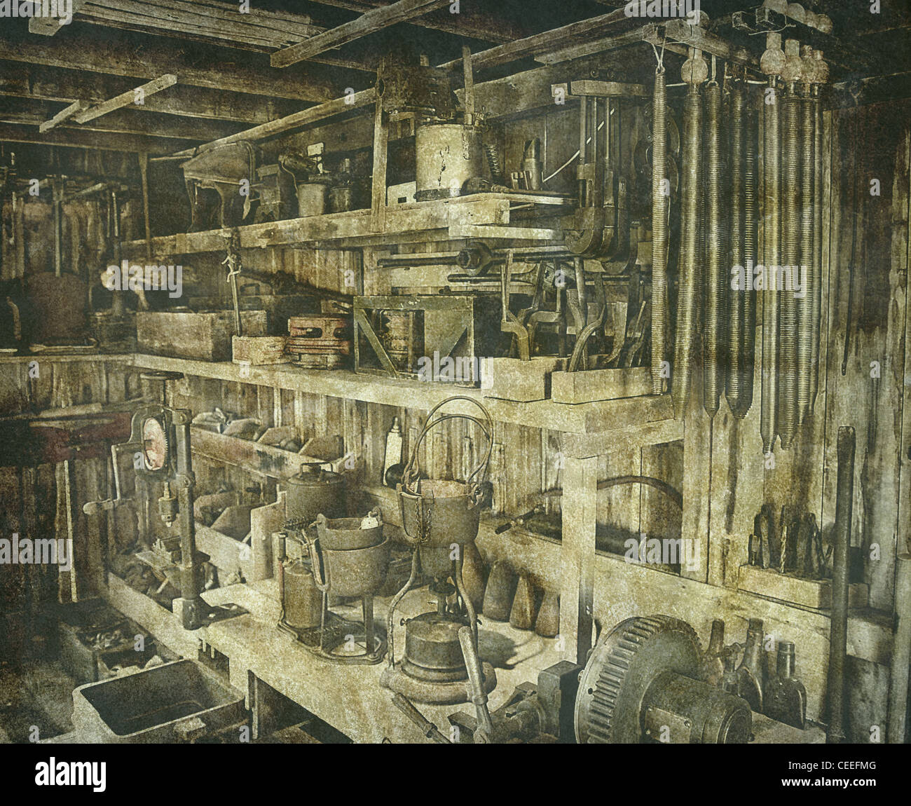 Old photos vintage postcard prints hi-res stock photography and images ...