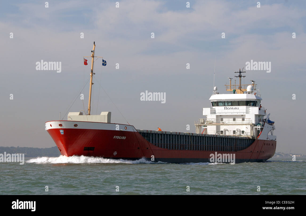 Bore Shipping's M/V 'Sydgard' underway in the Southampton Water Stock ...