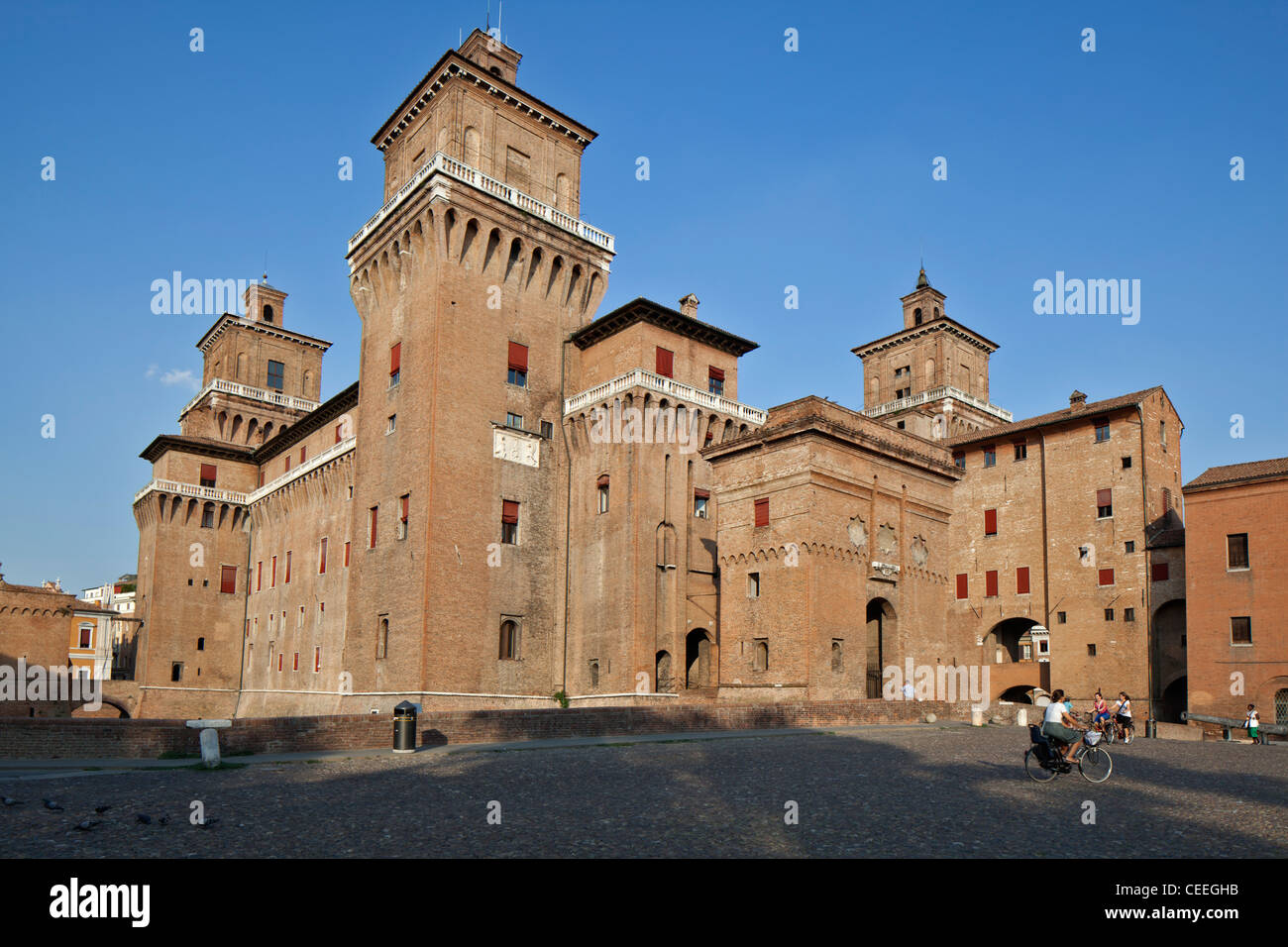 Estense castle ferrara emilia romagna hi-res stock photography and ...