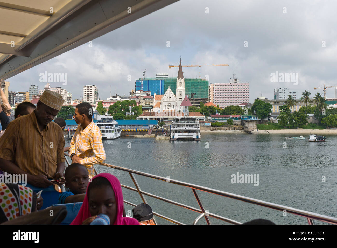 Zanzibar ferry hi-res stock photography and images - Alamy
