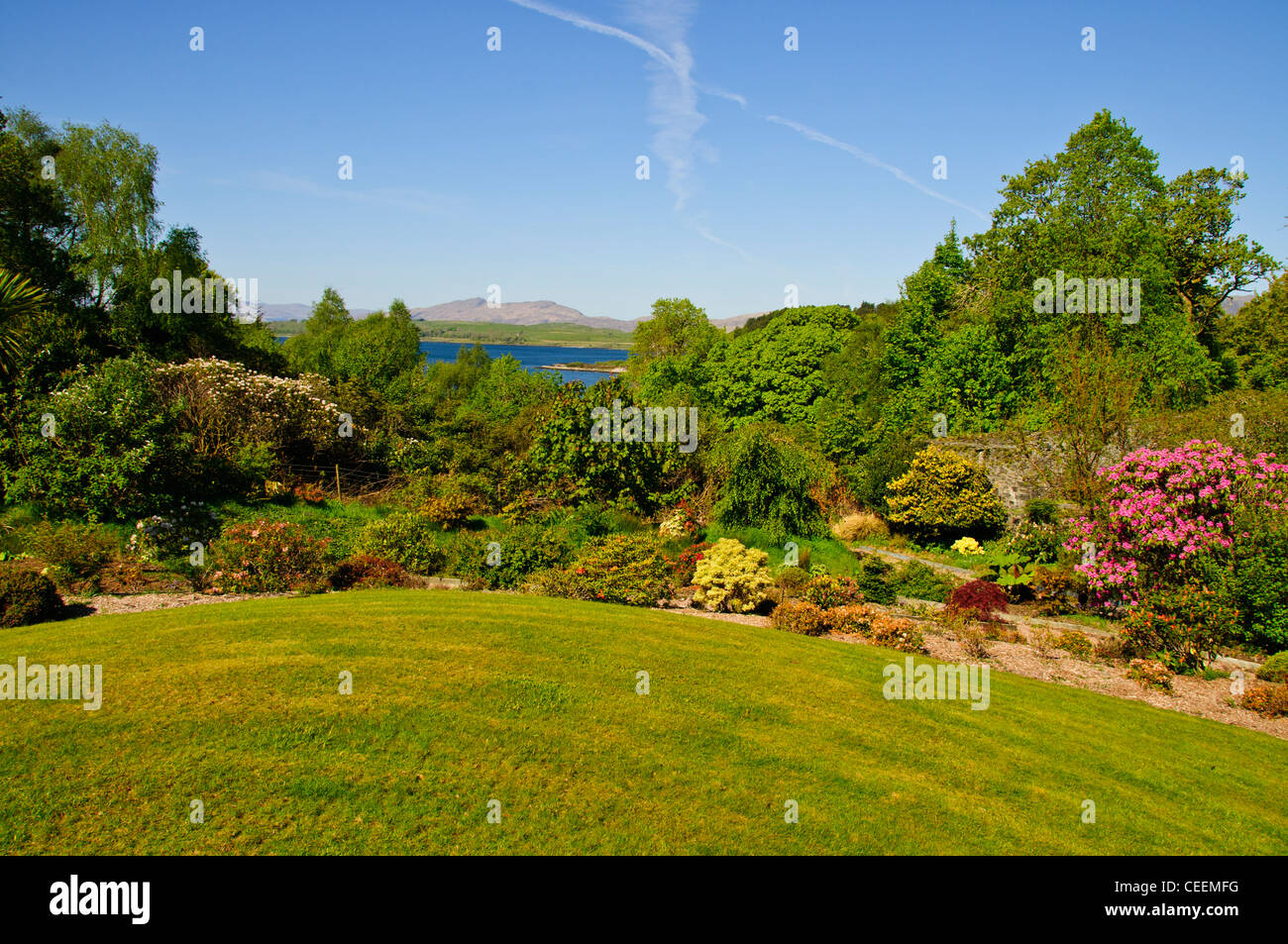 The duror and salachan flowing into loch linnhe hi-res stock ...