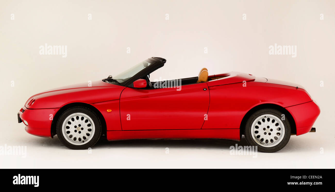 1997 Alfa Romeo spyder Stock Photo - Alamy