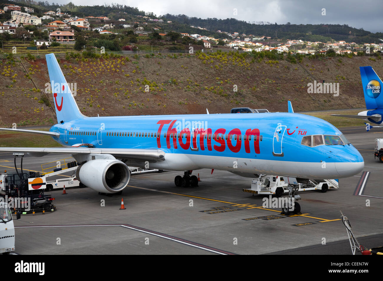 Tui airline planes hi-res stock photography and images - Alamy