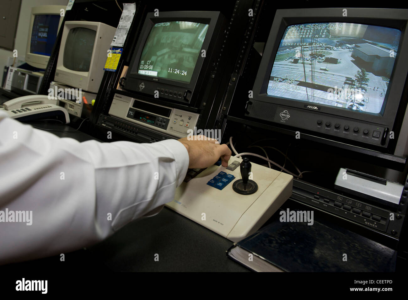 Guards in control room hi-res stock photography and images - Alamy