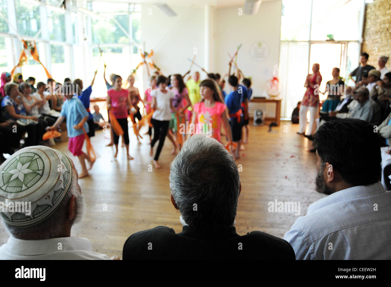 Community Project to integrate Asian residents with local school ...