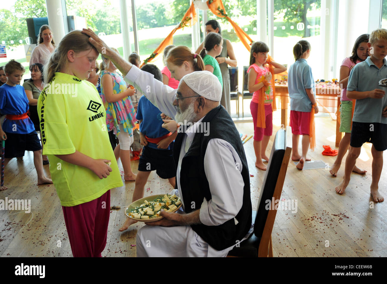 Community Project to integrate Asian residents with local school ...