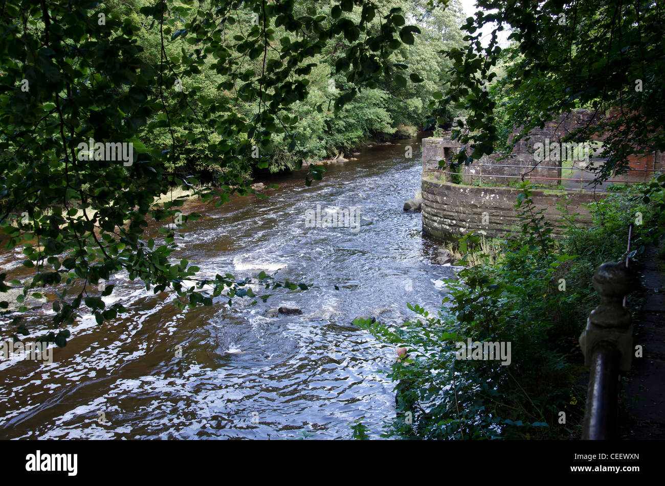 Old mill watermill cramond hi-res stock photography and images - Alamy