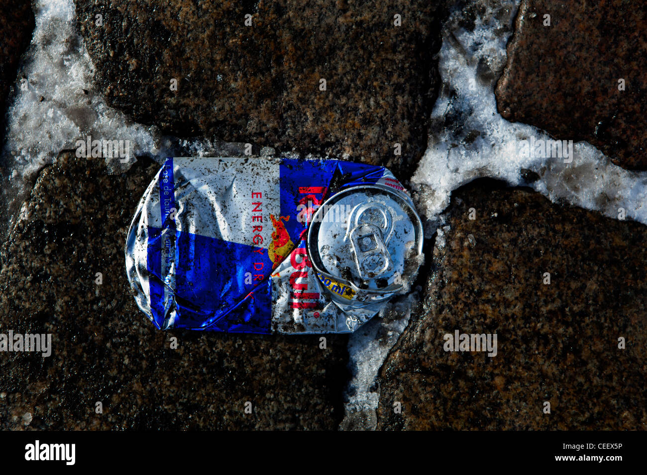 Squashed red bull can hi-res stock photography and images - Alamy