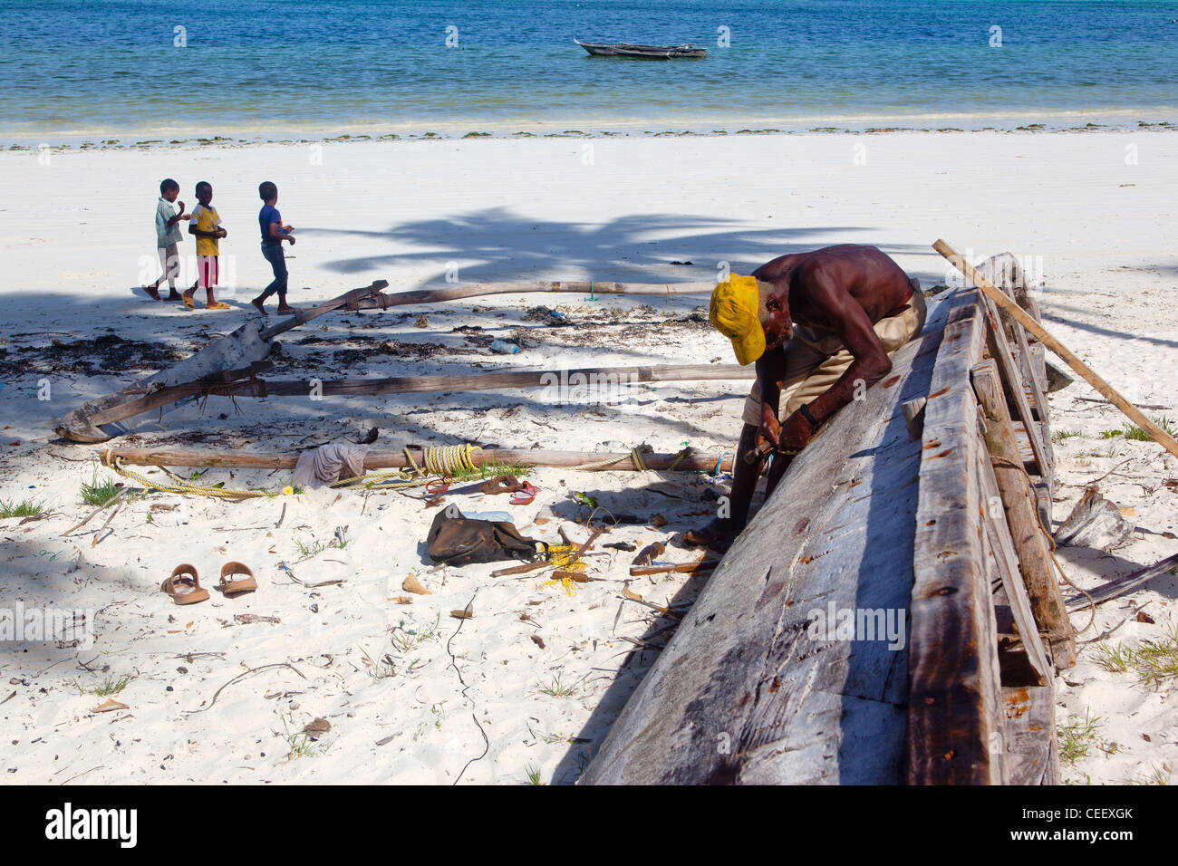 Old dug out boat on beach hi-res stock photography and images - Alamy